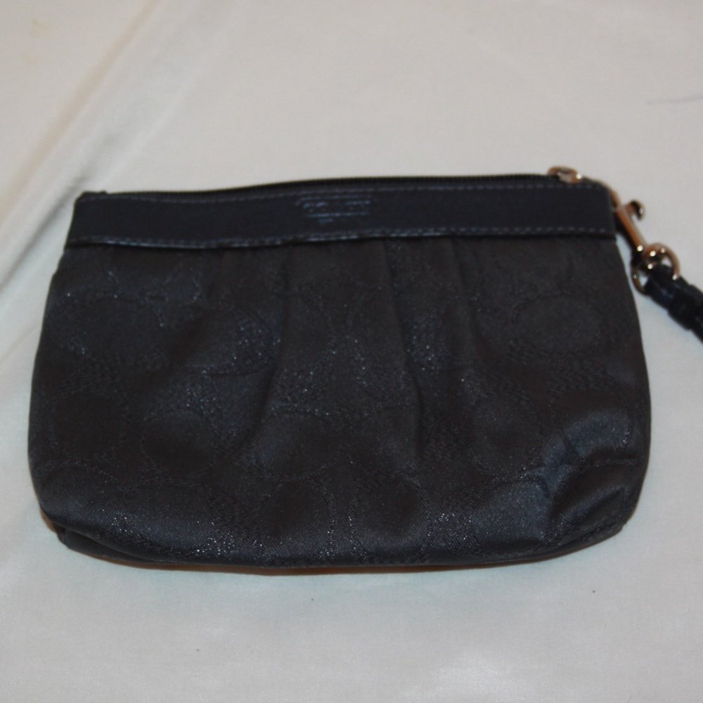 Coach Signature Grey Sparkle Wristlet - Gem